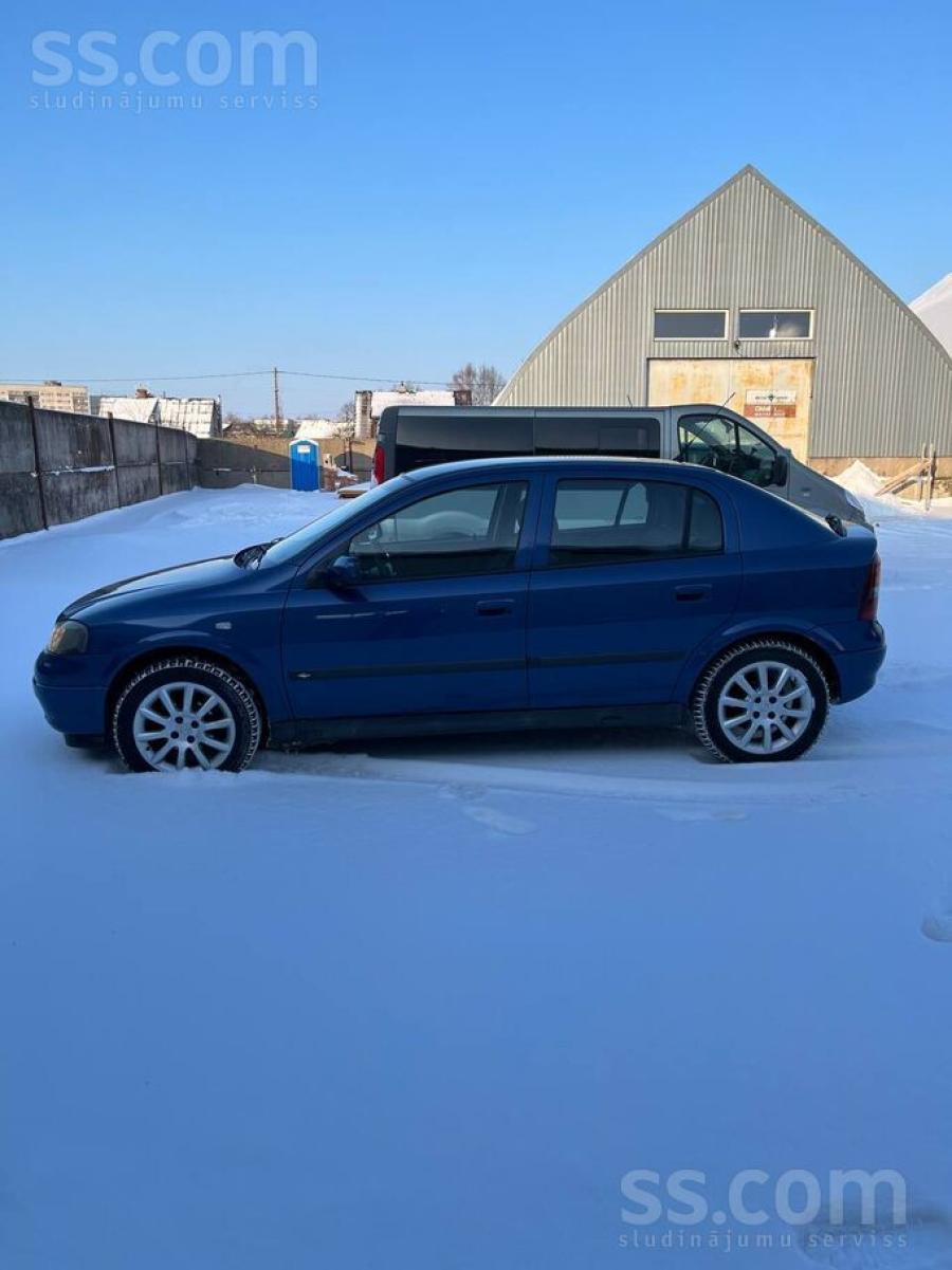 Zils Opel Astra 2002 Jelgava, ar dzinēja tilpumu 1.60 L un nobraukumu 319 tūkst. km par 900 €, foto 2 vietnē AUTOMOTO.COM.LV