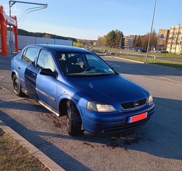 Zils Opel Astra 2003 Utena, ar dzinēja tilpumu 2.00 L un nobraukumu 302 tūkst. km par 1000 €, foto 2 vietnē AUTOMOTO.COM.LV