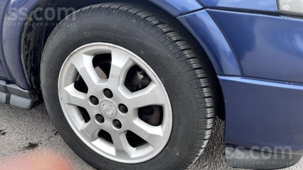 Zils Opel Astra 2003 Rīga, ar dzinēja tilpumu 2.00 L un nobraukumu 154 tūkst. km par 1500 €, foto 5 vietnē AUTOMOTO.COM.LV