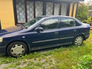 Zils Opel Astra 2005 Tallina, ar dzinēja tilpumu 1.40 L un nobraukumu 178 tūkst. km par 1100 €, foto 3 vietnē AUTOMOTO.COM.LV