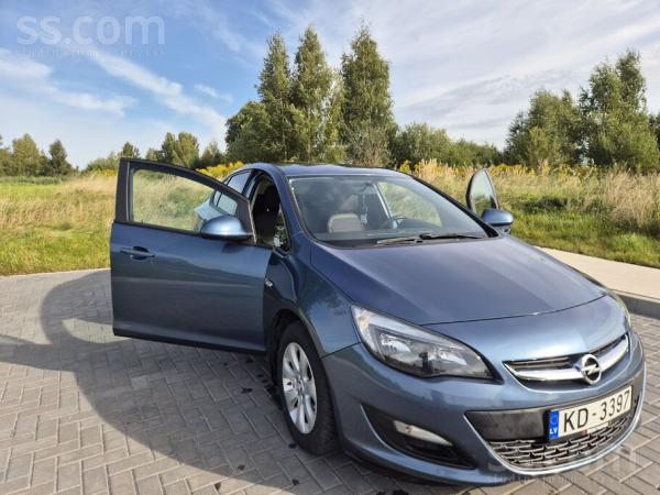 Zils Opel Astra 2015 Kuldīga, ar dzinēja tilpumu 1.40 L un nobraukumu 58 tūkst. km par 7300 €, foto 1 vietnē AUTOMOTO.COM.LV