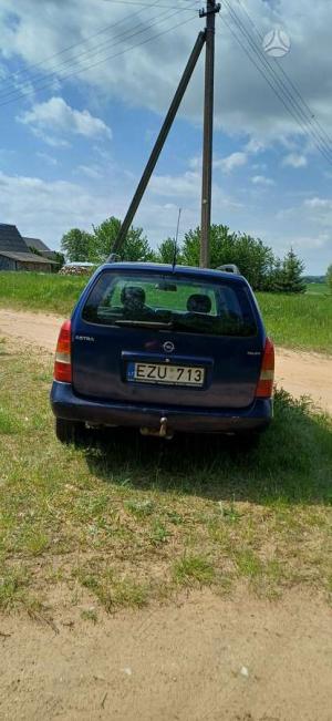 Blue Opel Astra 2000 in Lazdijai, with an engine capacity of 1.69 L and mileage of 279 thousand km for 849 €, photo 4 on AUTOMOTO.COM.LV
