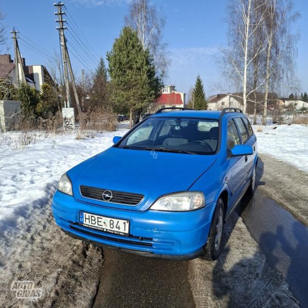 Blue Opel Astra 2002 in Vilnius, with an engine capacity of 2.00 L and mileage of 385 thousand km for 500 €, photo 1 on AUTOMOTO.COM.LV