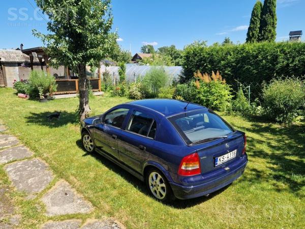 Blue Opel Astra 2002 in Riga, with an engine capacity of 1.60 L and mileage of 248 thousand km for 1300 €, photo 5 on AUTOMOTO.COM.LV