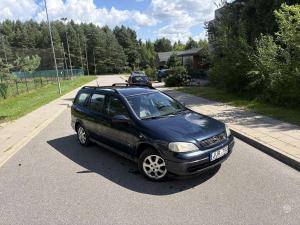 Blue Opel Astra 2002 in Vilnius, with an engine capacity of 1.69 L and mileage of 350 thousand km for 888 €, photo 3 on AUTOMOTO.COM.LV