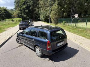 Blue Opel Astra 2002 in Vilnius, with an engine capacity of 1.69 L and mileage of 350 thousand km for 888 €, photo 5 on AUTOMOTO.COM.LV
