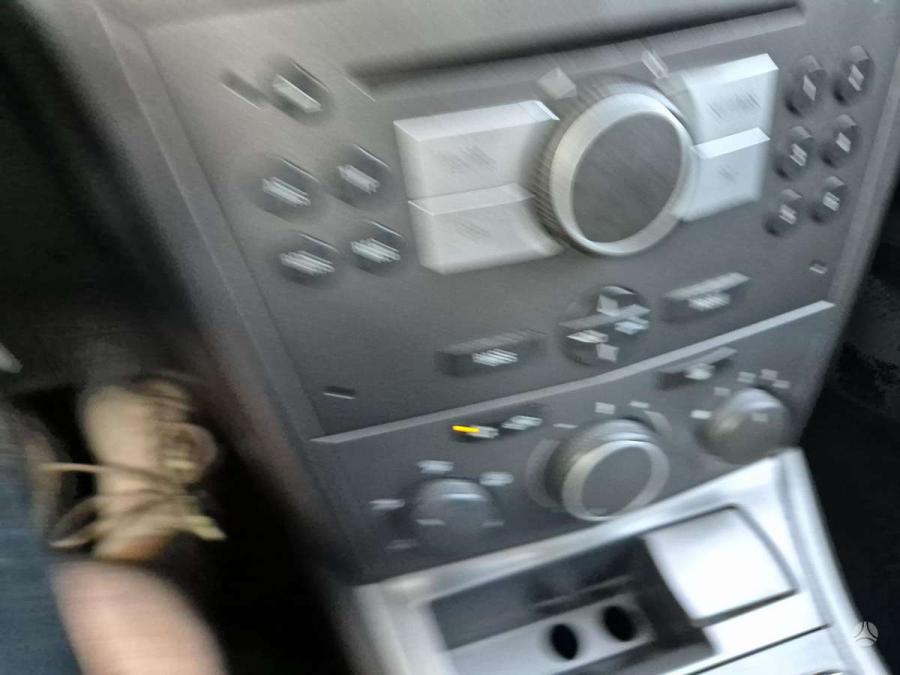 Синий Опель Астра 2004 в Алитус, объемом двигателя 1.80 л и пробегом 282 тыс. км за 1850 €, фото 18 на AUTOMOTO.COM.LV