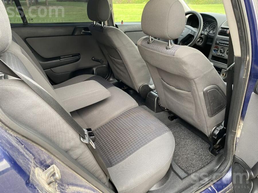 Blue Opel Astra 2004 in Balvi, with an engine capacity of 2.00 L and mileage of 0 thousand km for 1350 €, photo 13 on AUTOMOTO.COM.LV