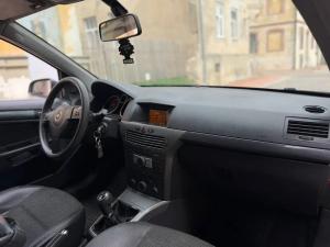 Zils Opel Astra 2005 Cēsis, ar dzinēja tilpumu 1.90 L un nobraukumu 401 tūkst. km par 1490 €, foto 12 vietnē AUTOMOTO.COM.LV