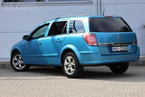 Blue Opel Astra 2005 in Riga, with an engine capacity of 1.60 L and mileage of 0 thousand km for 1495 €, photo 4 on AUTOMOTO.COM.LV