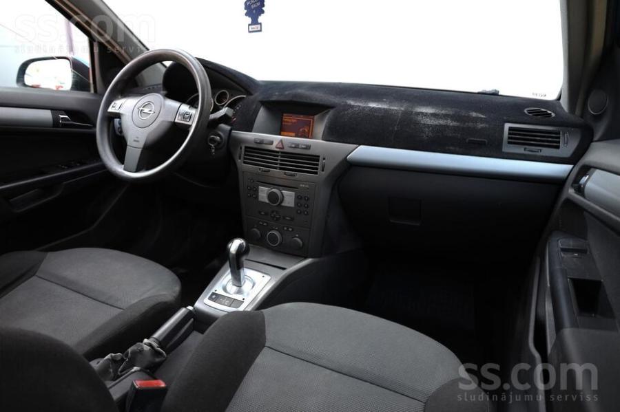 Blue Opel Astra 2005 in Riga, with an engine capacity of 1.60 L and mileage of 0 thousand km for 1495 €, photo 8 on AUTOMOTO.COM.LV