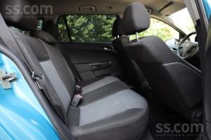 Blue Opel Astra 2005 in Riga, with an engine capacity of 1.60 L and mileage of 0 thousand km for 1495 €, photo 12 on AUTOMOTO.COM.LV