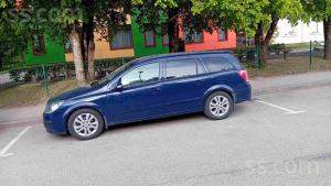 Zils Opel Astra 2005 Kuldīga, ar dzinēja tilpumu 1.90 L un nobraukumu 377 tūkst. km par 1300 €, foto  vietnē AUTOMOTO.COM.LV