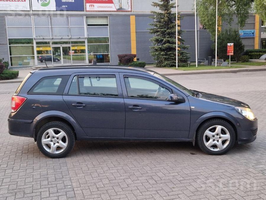 Zils Opel Astra 2006 Rīga, ar dzinēja tilpumu 1.70 L un nobraukumu 273 tūkst. km par 8500 €, foto 5 vietnē AUTOMOTO.COM.LV