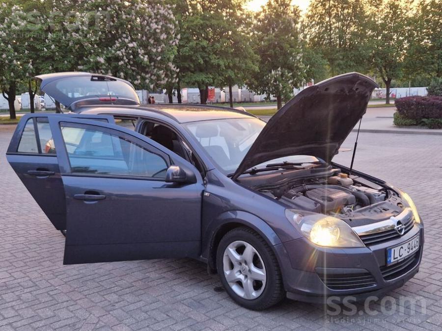 Zils Opel Astra 2006 Rīga, ar dzinēja tilpumu 1.70 L un nobraukumu 273 tūkst. km par 8500 €, foto 14 vietnē AUTOMOTO.COM.LV