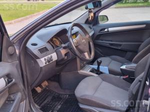Zils Opel Astra 2006 Rīga, ar dzinēja tilpumu 1.70 L un nobraukumu 273 tūkst. km par 8500 €, foto 22 vietnē AUTOMOTO.COM.LV