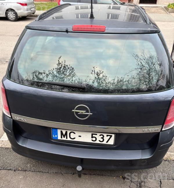 Zils Opel Astra 2006 Rīga, ar dzinēja tilpumu 1.90 L un nobraukumu 234 tūkst. km par 1600 €, foto 3 vietnē AUTOMOTO.COM.LV