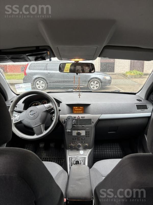 Zils Opel Astra 2006 Rīga, ar dzinēja tilpumu 1.90 L un nobraukumu 234 tūkst. km par 1600 €, foto 7 vietnē AUTOMOTO.COM.LV