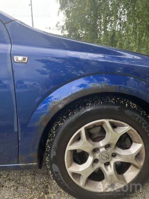 Blue Opel Astra 2006 in Riga, with an engine capacity of 1.90 L and mileage of 0 thousand km for 700 €, photo 9 on AUTOMOTO.COM.LV