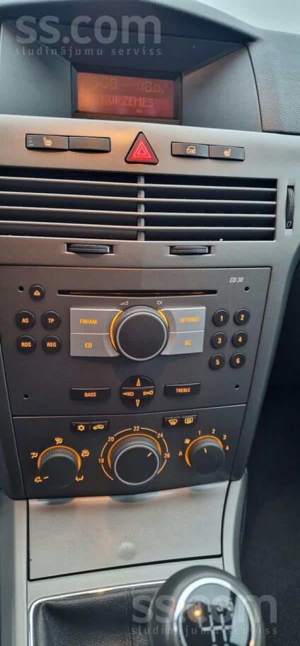 Zils Opel Astra 2006 Ventspils, ar dzinēja tilpumu 1.60 L un nobraukumu 150 tūkst. km par 2800 €, foto 7 vietnē AUTOMOTO.COM.LV