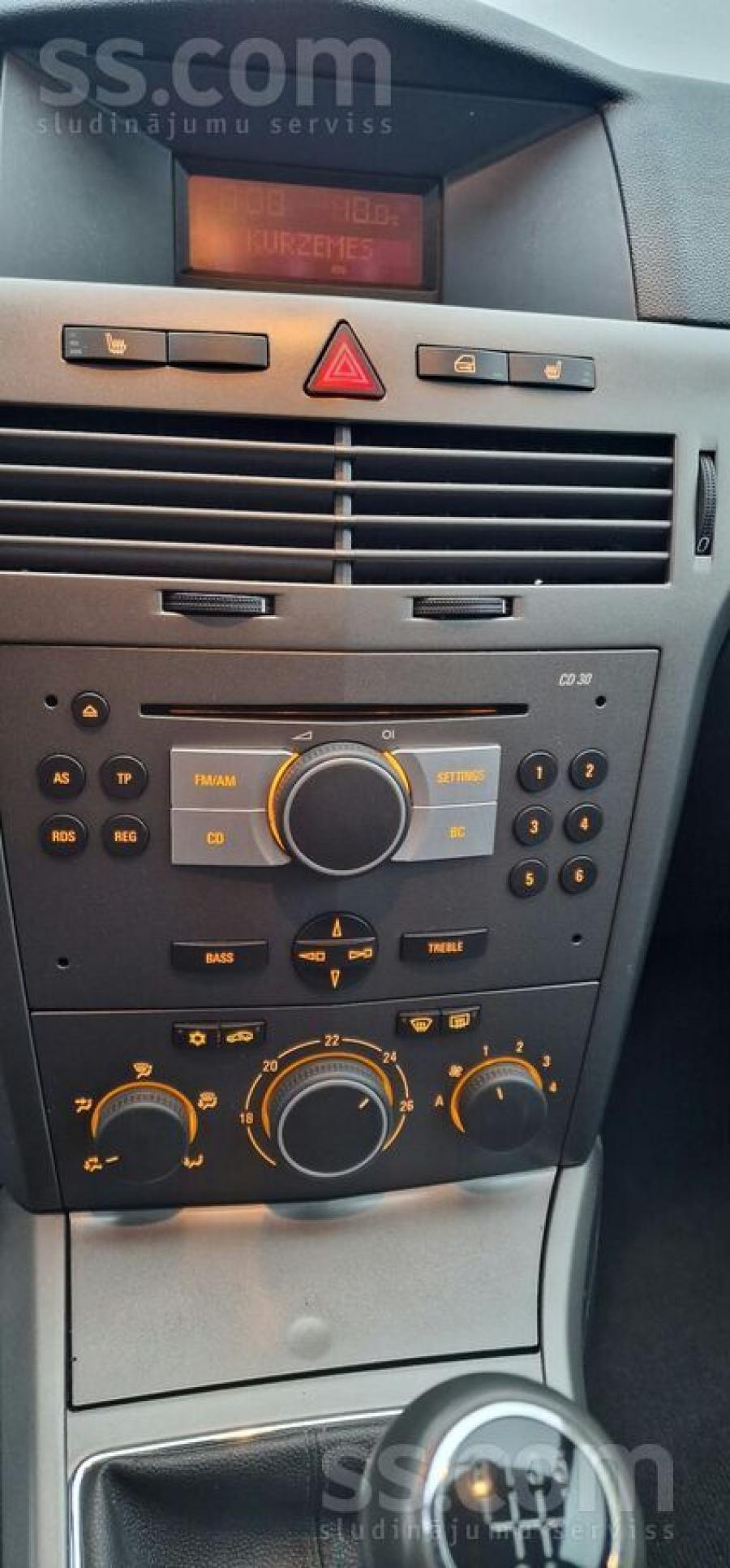 Zils Opel Astra 2006 Ventspils, ar dzinēja tilpumu 1.60 L un nobraukumu 150 tūkst. km par 2800 €, foto 7 vietnē AUTOMOTO.COM.LV