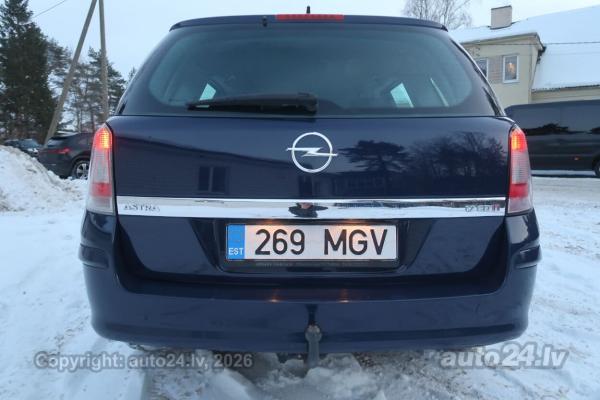 Zils Opel Astra 2007 Tallina, ar dzinēja tilpumu 1.70 L un nobraukumu 357 tūkst. km par 1890 €, foto 6 vietnē AUTOMOTO.COM.LV