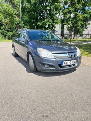 Zils Opel Astra 2007 Tukums, ar dzinēja tilpumu 1.70 L un nobraukumu 362 tūkst. km par 1100 €, foto  vietnē AUTOMOTO.COM.LV