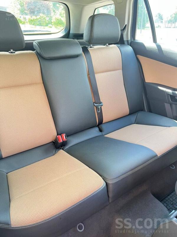 Zils Opel Astra 2007 Tukums, ar dzinēja tilpumu 1.70 L un nobraukumu 362 tūkst. km par 1100 €, foto 9 vietnē AUTOMOTO.COM.LV