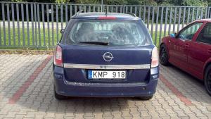 Zils Opel Astra 2007 Kauņa, ar dzinēja tilpumu 1.91 L un nobraukumu 350 tūkst. km par 700 €, foto 5 vietnē AUTOMOTO.COM.LV