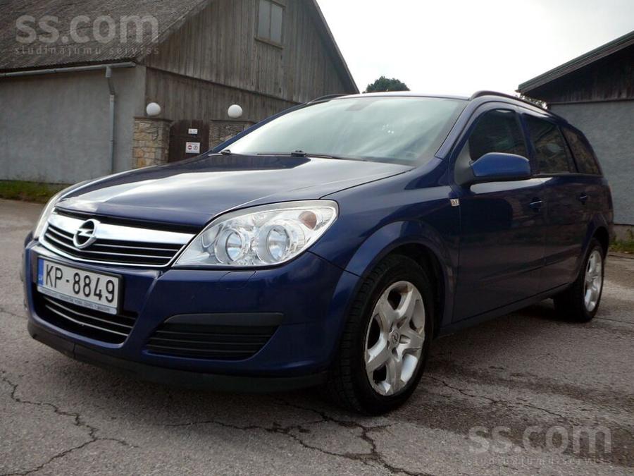 Zils Opel Astra 2007 Valmiera, ar dzinēja tilpumu 1.90 L un nobraukumu 427 tūkst. km par 1490 €, foto 3 vietnē AUTOMOTO.COM.LV