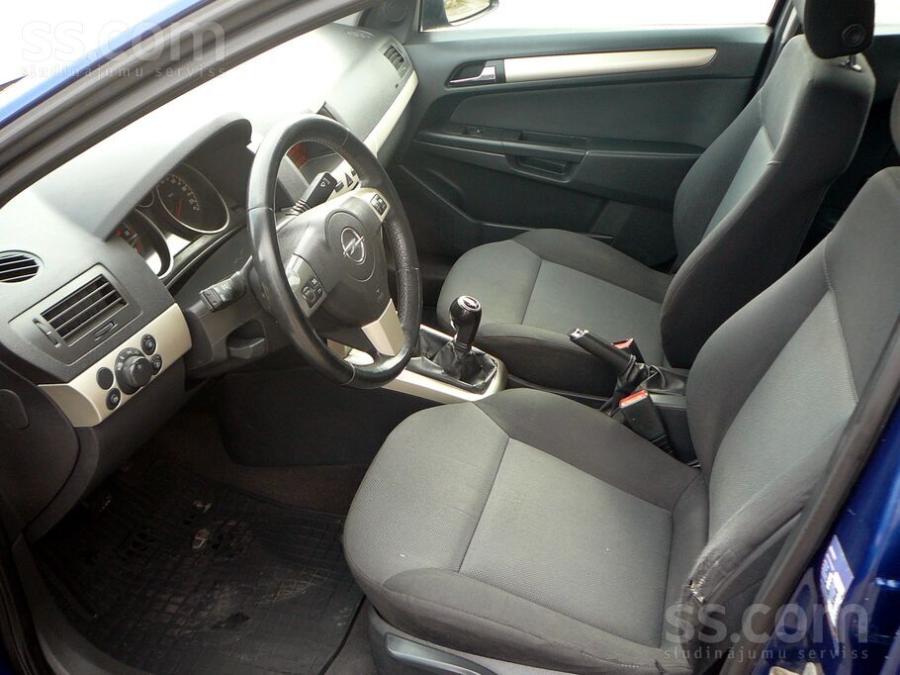 Zils Opel Astra 2007 Valmiera, ar dzinēja tilpumu 1.90 L un nobraukumu 427 tūkst. km par 1490 €, foto 14 vietnē AUTOMOTO.COM.LV