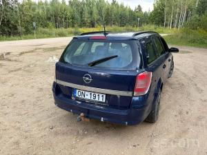 Zils Opel Astra 2008 Rīga, ar dzinēja tilpumu 1.90 L un nobraukumu 340 tūkst. km par 750 €, foto 3 vietnē AUTOMOTO.COM.LV