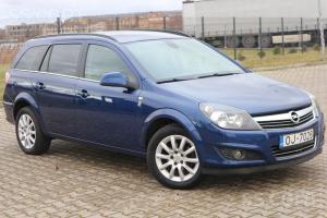 Blue Opel Astra 2010 in Riga, with an engine capacity of 1.70 L and mileage of 170 thousand km for 3200 €, photo 2 on AUTOMOTO.COM.LV