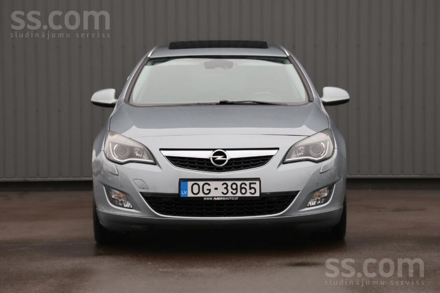 Zils Opel Astra 2011 Jelgava, ar dzinēja tilpumu 2.00 L un nobraukumu 0 tūkst. km par 4990 €, foto 2 vietnē AUTOMOTO.COM.LV