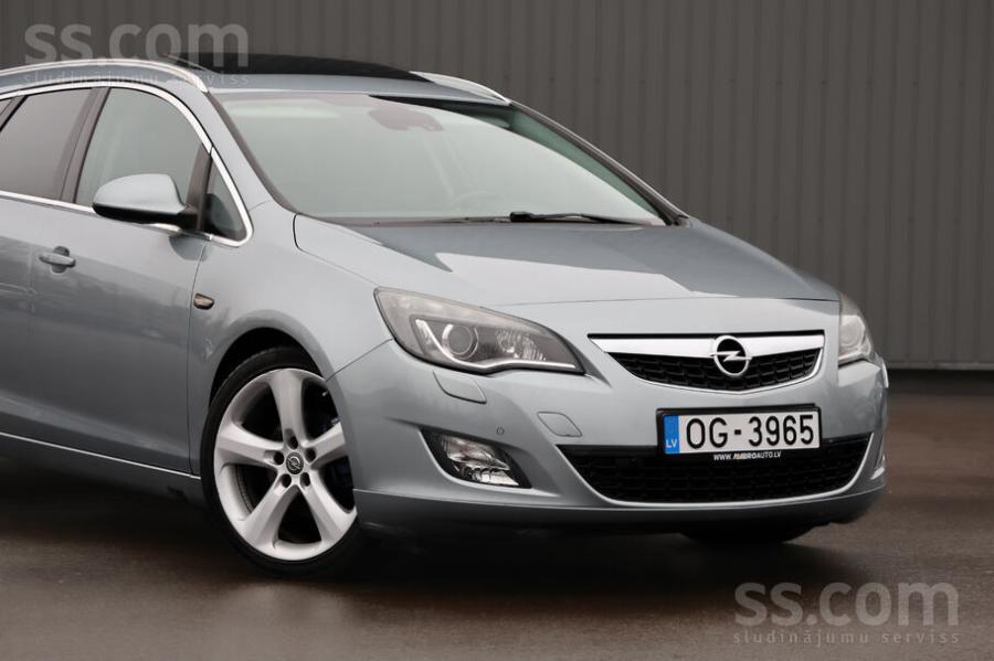 Zils Opel Astra 2011 Jelgava, ar dzinēja tilpumu 2.00 L un nobraukumu 0 tūkst. km par 4990 €, foto 4 vietnē AUTOMOTO.COM.LV
