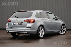 Zils Opel Astra 2011 Jelgava, ar dzinēja tilpumu 2.00 L un nobraukumu 0 tūkst. km par 4990 €, foto 5 vietnē AUTOMOTO.COM.LV