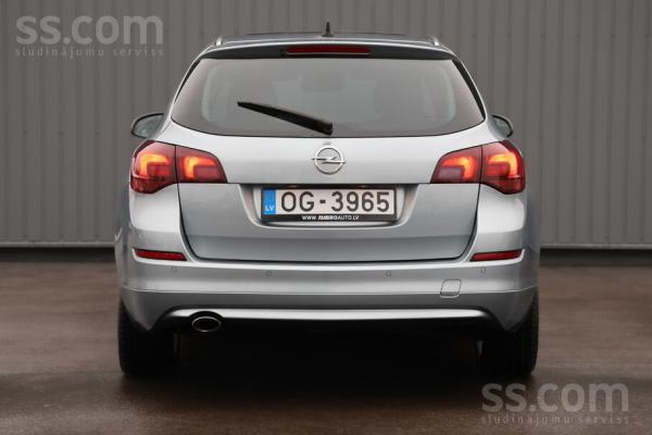 Zils Opel Astra 2011 Jelgava, ar dzinēja tilpumu 2.00 L un nobraukumu 0 tūkst. km par 4990 €, foto 7 vietnē AUTOMOTO.COM.LV