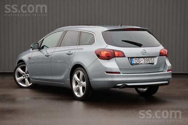 Zils Opel Astra 2011 Jelgava, ar dzinēja tilpumu 2.00 L un nobraukumu 0 tūkst. km par 4990 €, foto 8 vietnē AUTOMOTO.COM.LV
