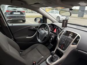 Blue Opel Astra 2011 in Kaunas, with an engine capacity of 1.70 L and mileage of 197 thousand km for 3200 €, photo 5 on AUTOMOTO.COM.LV