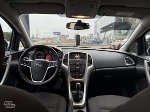 Blue Opel Astra 2011 in Kaunas, with an engine capacity of 1.70 L and mileage of 197 thousand km for 3200 €, photo 6 on AUTOMOTO.COM.LV