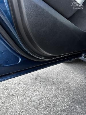 Blue Opel Astra 2011 in Marijampole, with an engine capacity of 1.70 L and mileage of 310 thousand km for 2300 €, photo 8 on AUTOMOTO.COM.LV