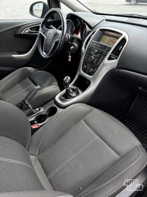 Zils Opel Astra 2011 Marijampole, ar dzinēja tilpumu 1.70 L un nobraukumu 310 tūkst. km par 2300 €, foto 9 vietnē AUTOMOTO.COM.LV