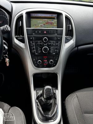 Zils Opel Astra 2011 Marijampole, ar dzinēja tilpumu 1.70 L un nobraukumu 310 tūkst. km par 2300 €, foto 14 vietnē AUTOMOTO.COM.LV
