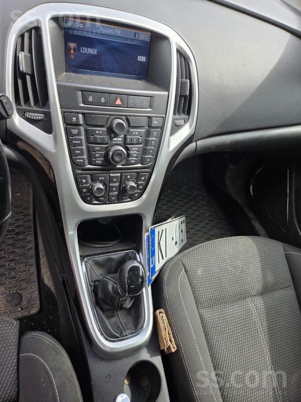 Zils Opel Astra 2011 Rīga, ar dzinēja tilpumu 2.00 L un nobraukumu 367 tūkst. km par 850 €, foto 6 vietnē AUTOMOTO.COM.LV