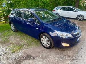 Zils Opel Astra 2011 Tapa, ar dzinēja tilpumu 1.70 L un nobraukumu 370 tūkst. km par 2999 €, foto  vietnē AUTOMOTO.COM.LV