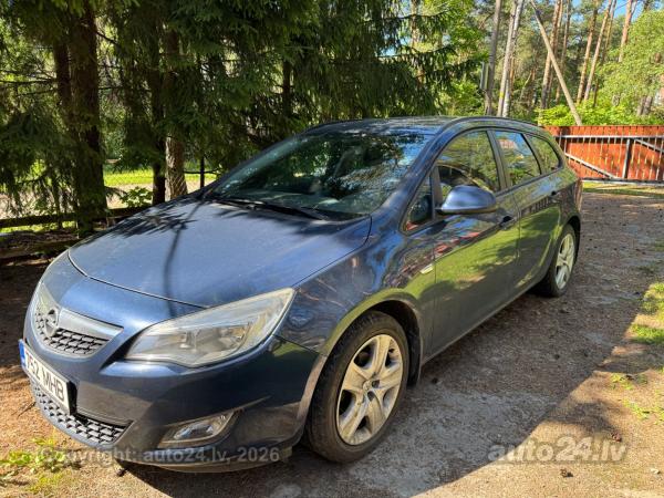 Zils Opel Astra 2011 Tallina, ar dzinēja tilpumu 1.60 L un nobraukumu 166 tūkst. km par 3850 €, foto 1 vietnē AUTOMOTO.COM.LV
