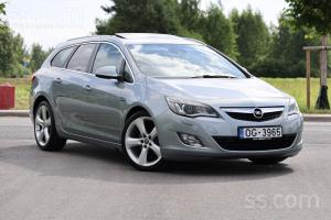 Blue Opel Astra 2011 in Jelgava, with an engine capacity of 2.00 L and mileage of 0 thousand km for 4350 €, photo 4 on AUTOMOTO.COM.LV