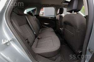 Blue Opel Astra 2011 in Jelgava, with an engine capacity of 2.00 L and mileage of 0 thousand km for 4350 €, photo 12 on AUTOMOTO.COM.LV