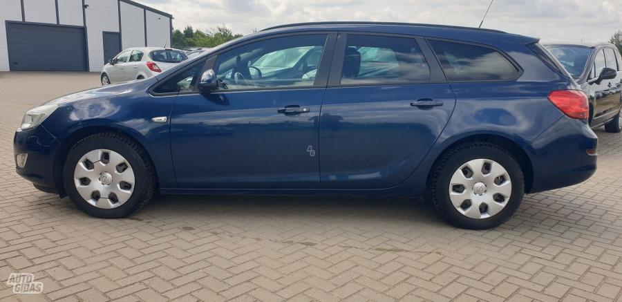 Blue Opel Astra 2011 in Kedainiai, with an engine capacity of 1.70 L and mileage of 265 thousand km for 2850 €, photo 9 on AUTOMOTO.COM.LV