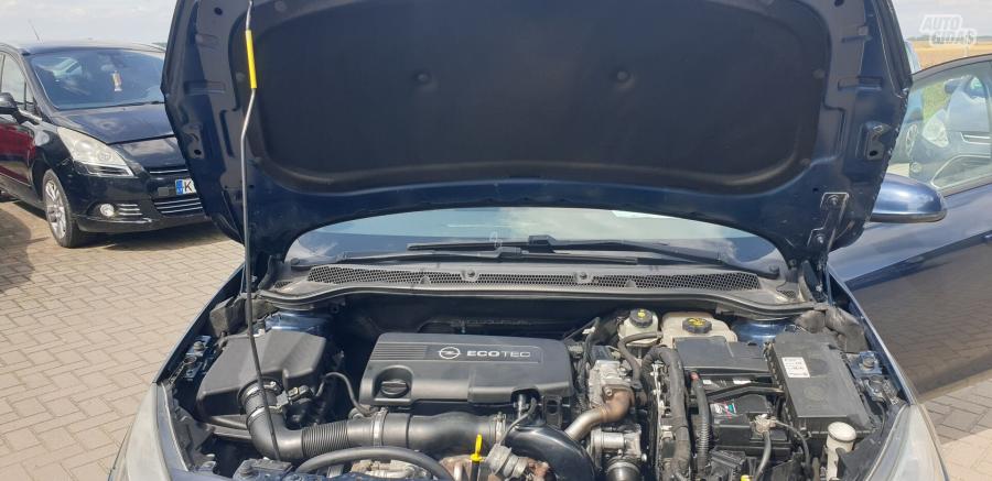Blue Opel Astra 2011 in Kedainiai, with an engine capacity of 1.70 L and mileage of 265 thousand km for 2850 €, photo 16 on AUTOMOTO.COM.LV